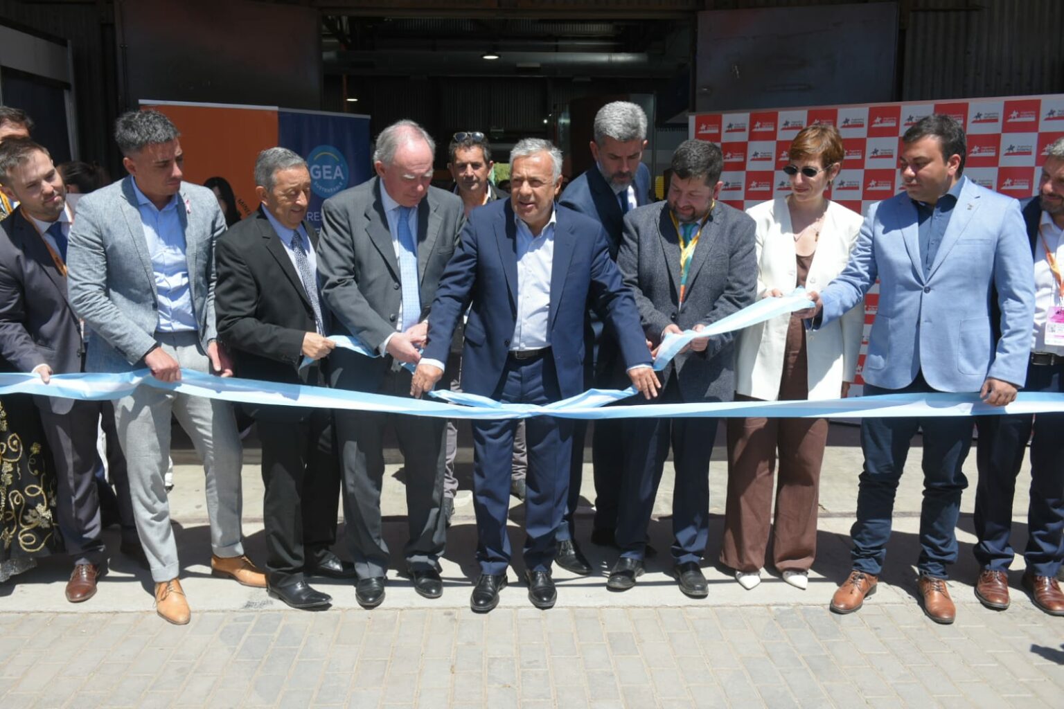 El intendente Jaque participó de Argentina Mining y acompañó los anuncios de la provincia sobre ...